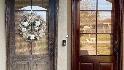 Professional door repair and refinishing by licensed experts. Trusted ...